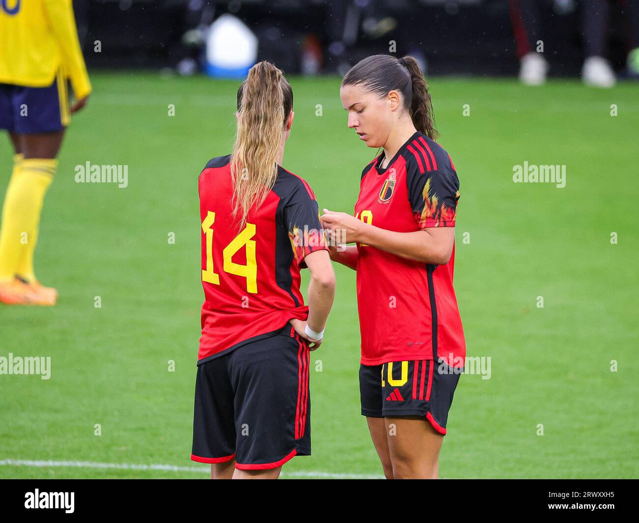 Football captain band hi-res stock photography and images - Alamy