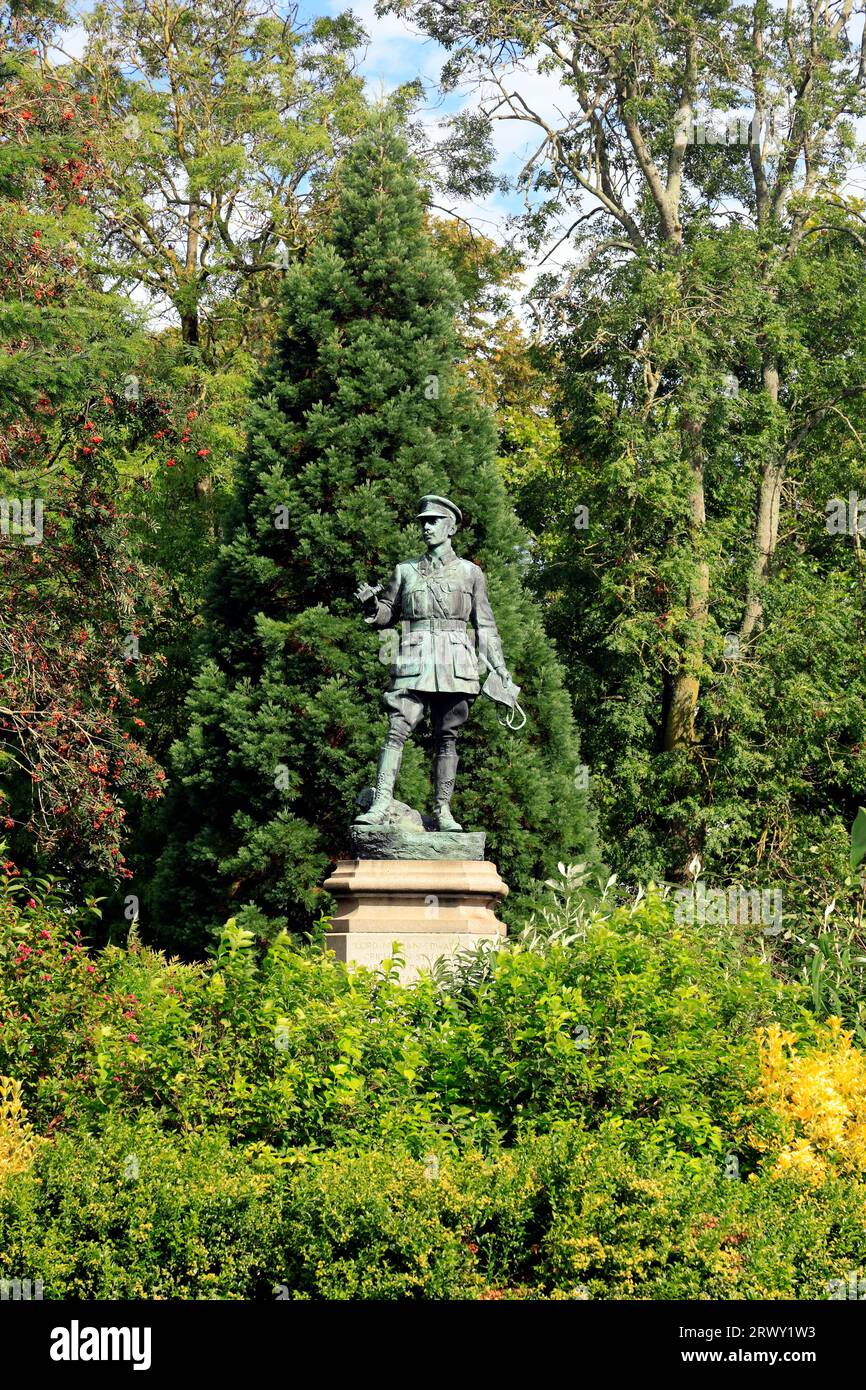 Lord Ninian Edward Crichton-Stuart, statue in Cathays Park Cardiff in ...
