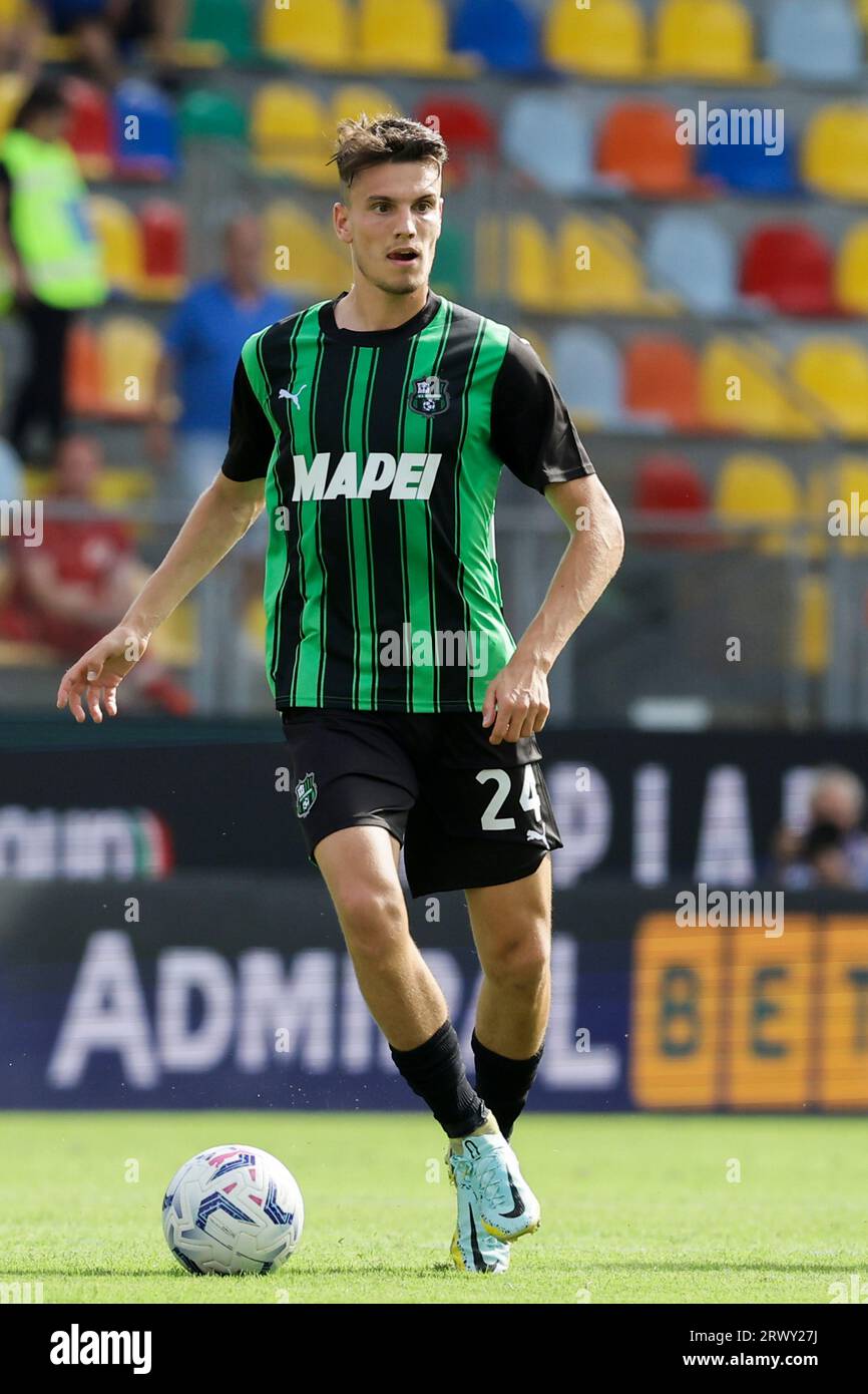 Sassuolo's Italian midfielder Daniel Boloca controls the ball during ...