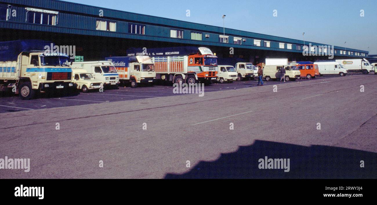 Zona De Carga Y Descarga De Mercancias Camion Location Mercamadrid