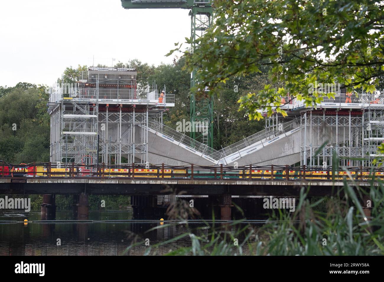 Hs2 viaduct works hi-res stock photography and images - Alamy