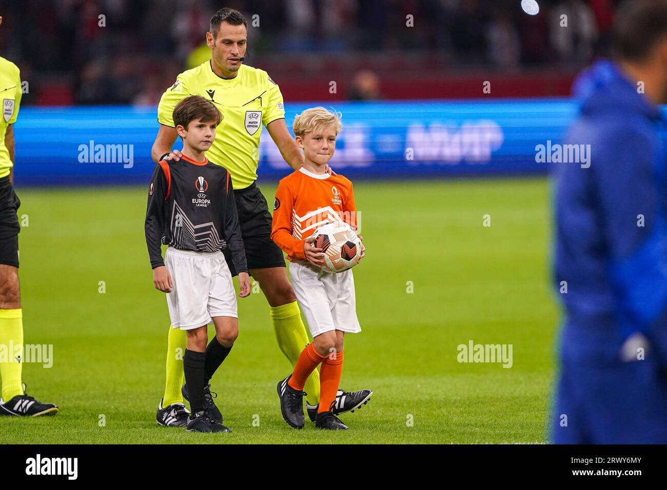 Kids soccer referee hi-res stock photography and images - Alamy