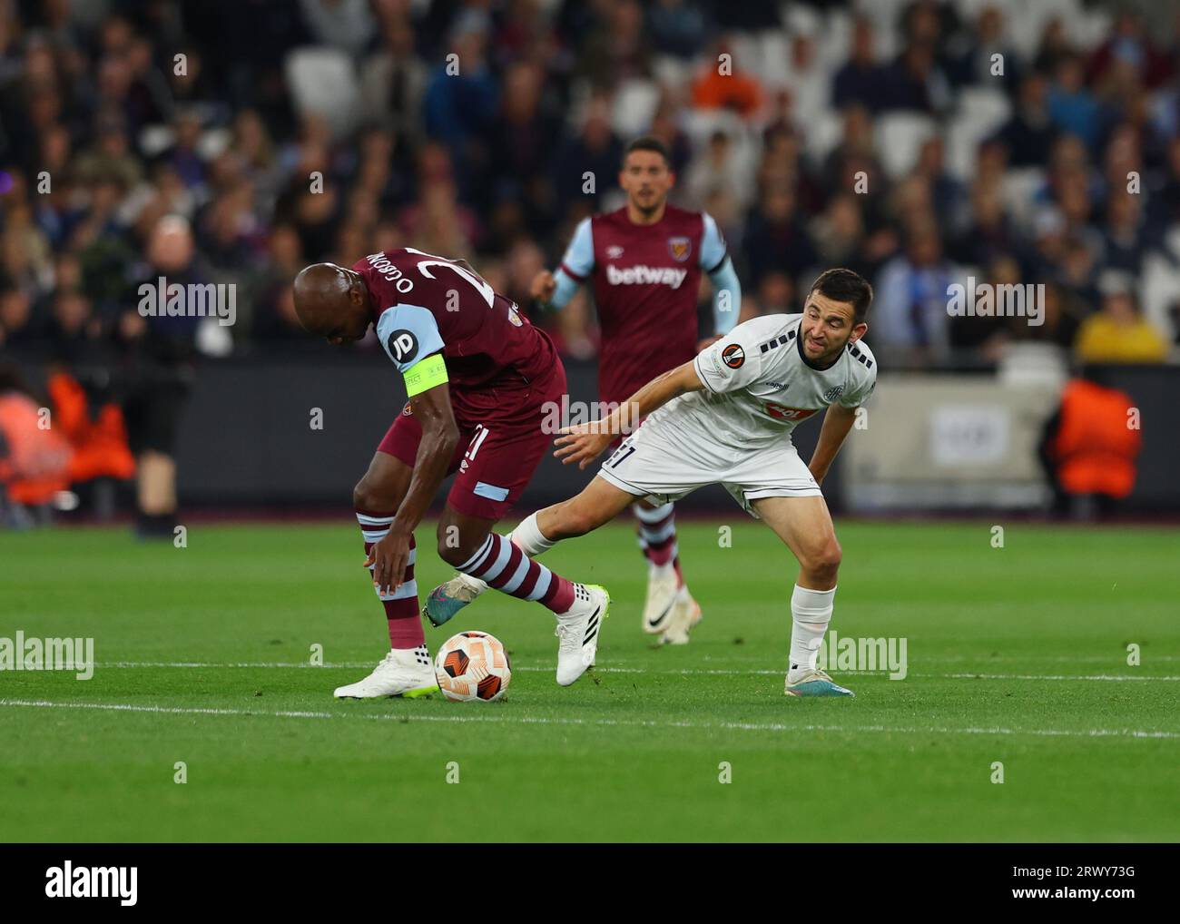 London Stadium, London, UK. 21st Sep, 2023. Europa League Football ...