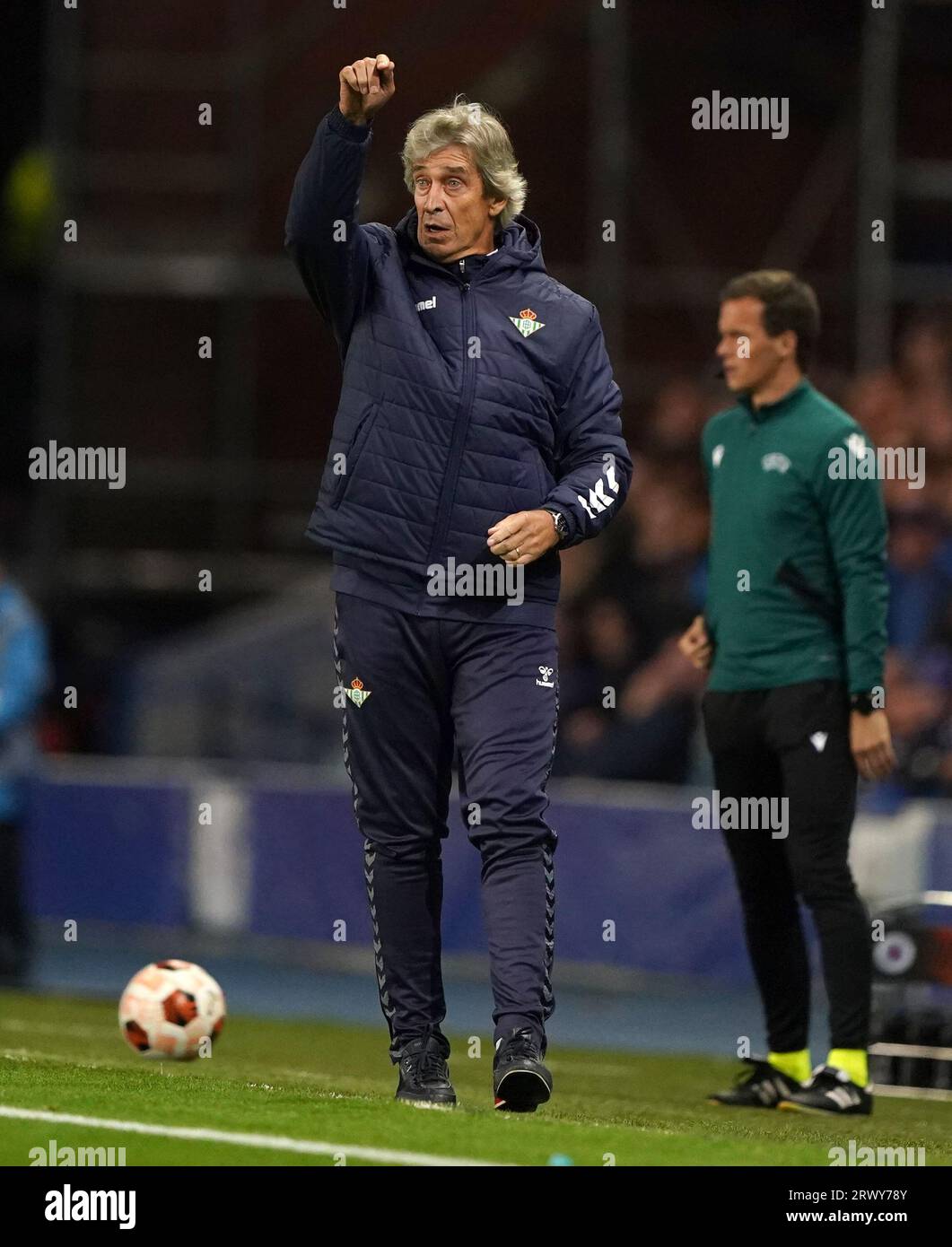 Manuel pellegrini head coach hi-res stock photography and images - Alamy