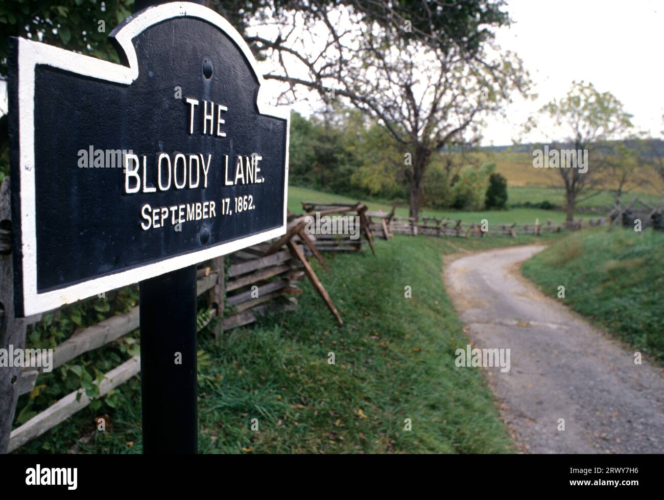 Antietam civil war fence hi-res stock photography and images - Alamy