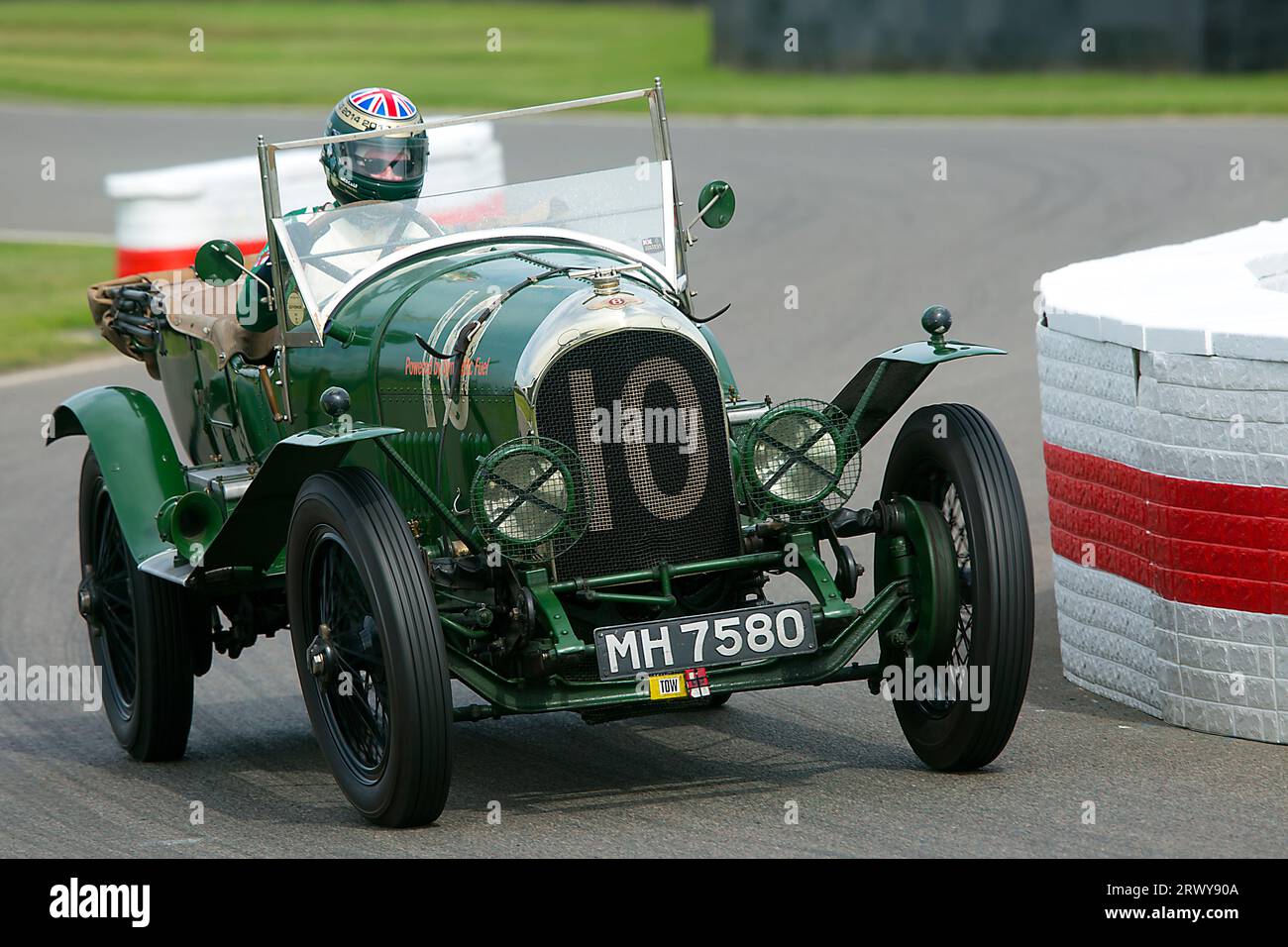1925 Bentley 3 Litre Le Mans driven by William Medcalf in The Rudge ...