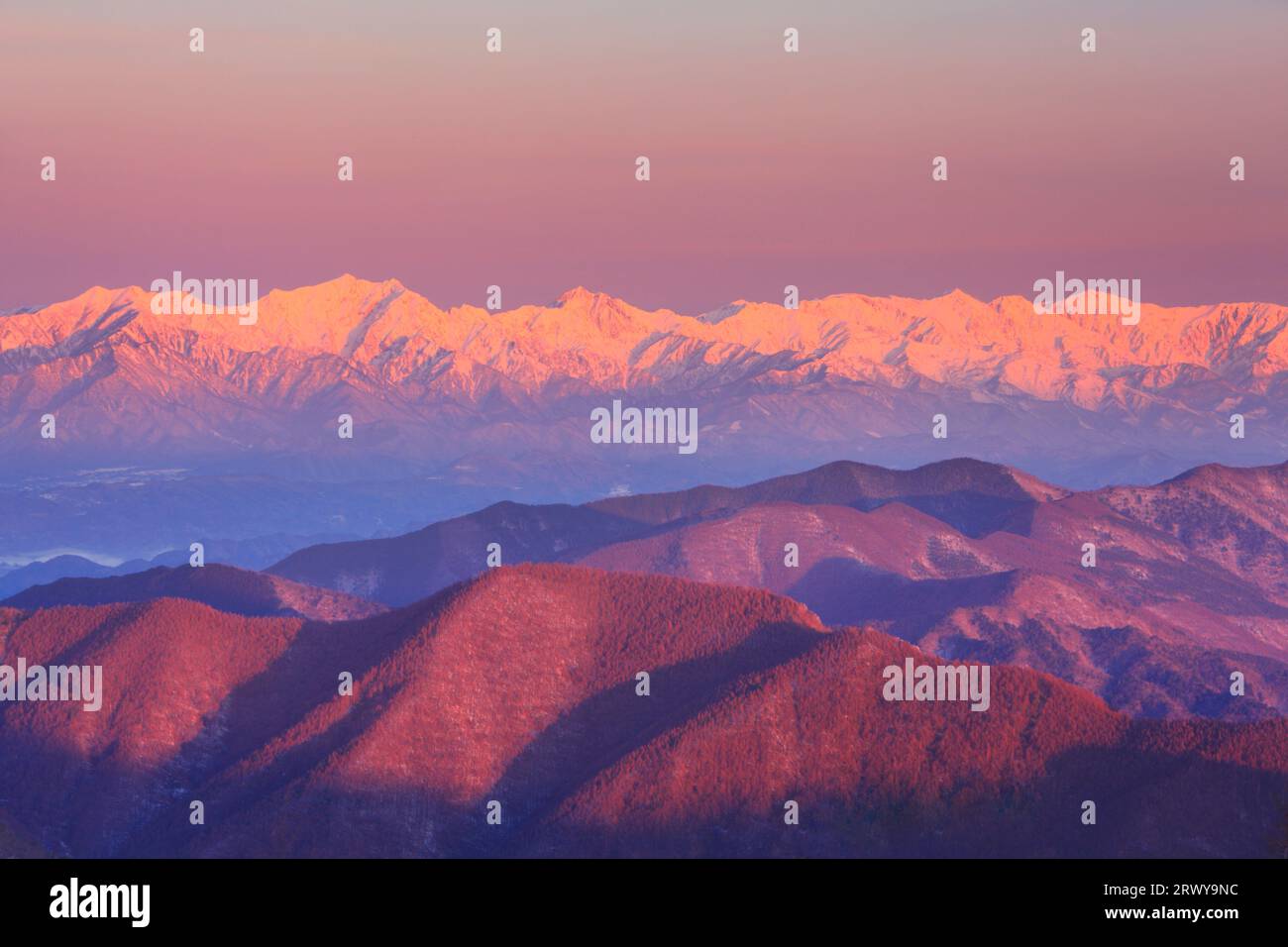 Morgenrot in the Northern Alps including the Hakuba mountain range ...