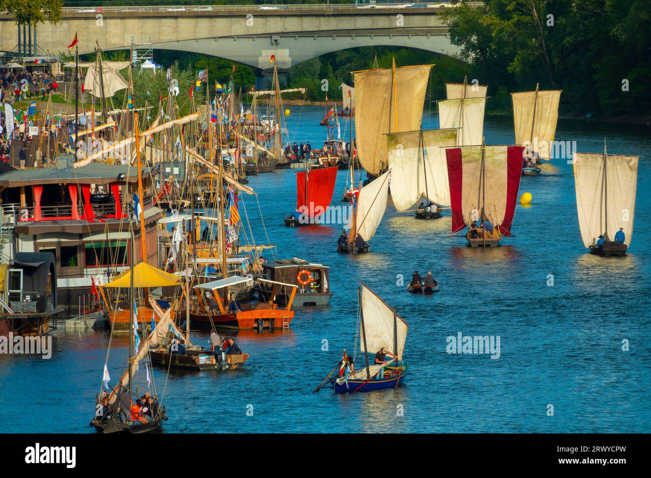 France, Loiret (45), Orleans, 2023's Loire river Festival, traditional ...