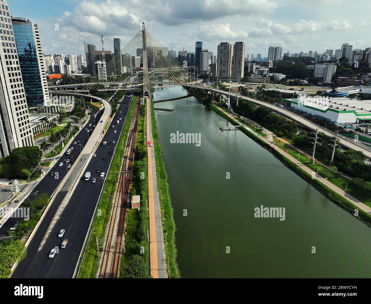 Construction de sao paulo hi-res stock photography and images - Alamy