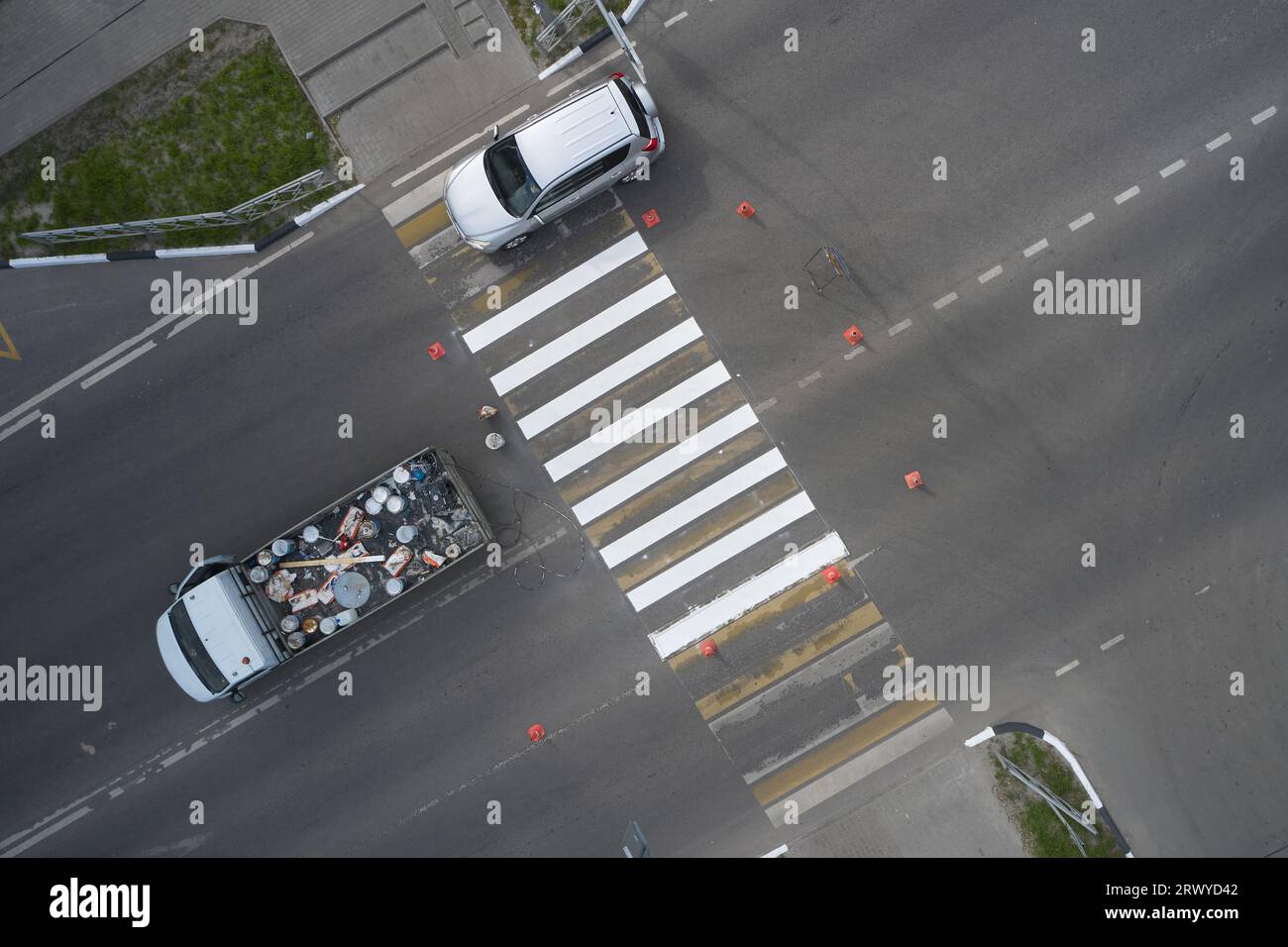 Painting of a pedestrian crossing in the city Stock Photo - Alamy
