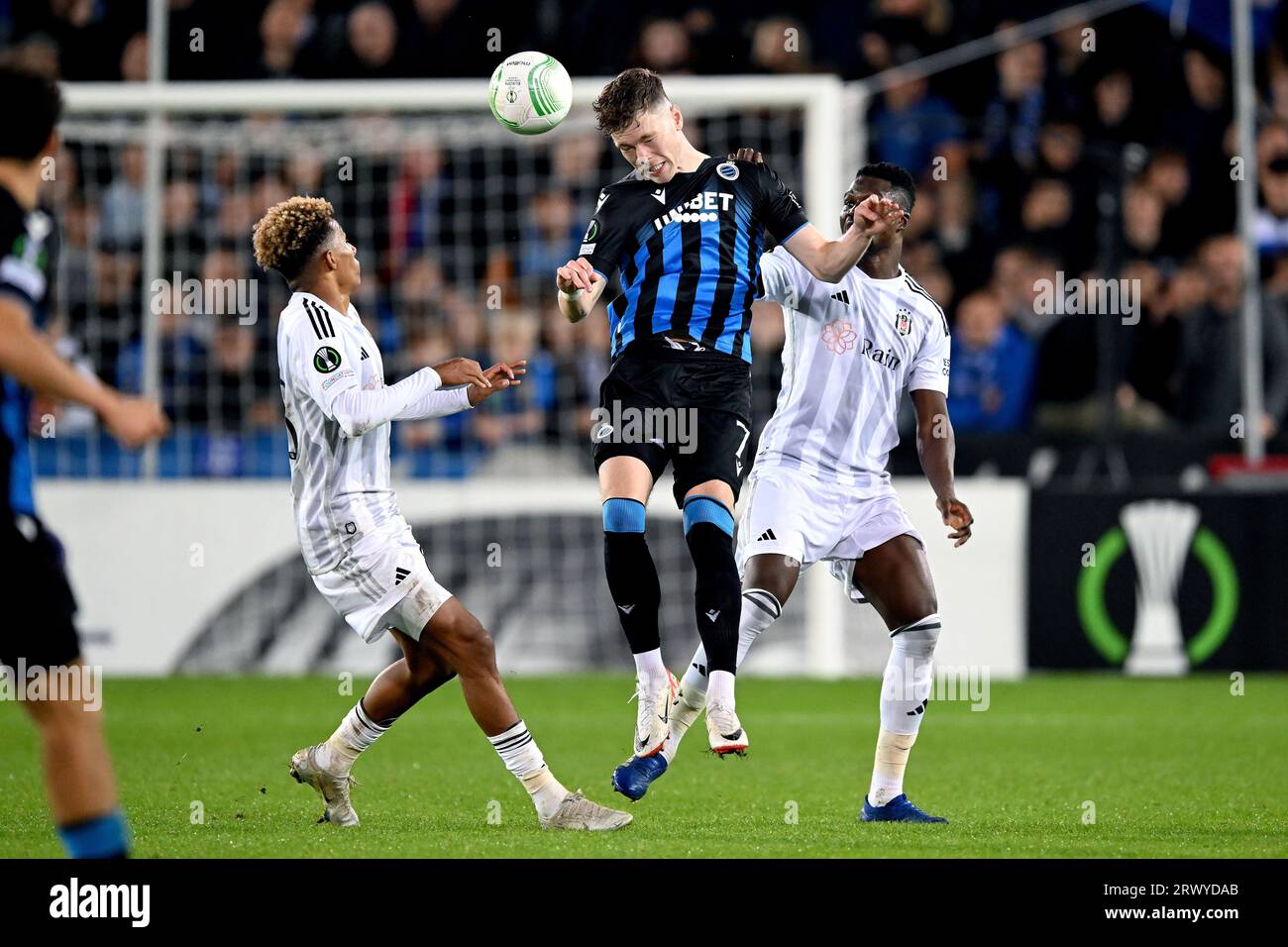 Jean onana hi-res stock photography and images - Alamy