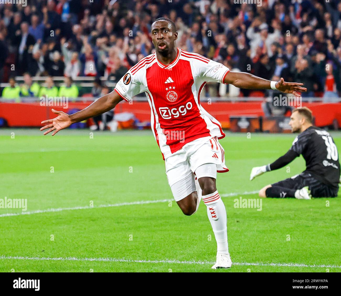 Carlos forbs celebrating hi-res stock photography and images - Alamy