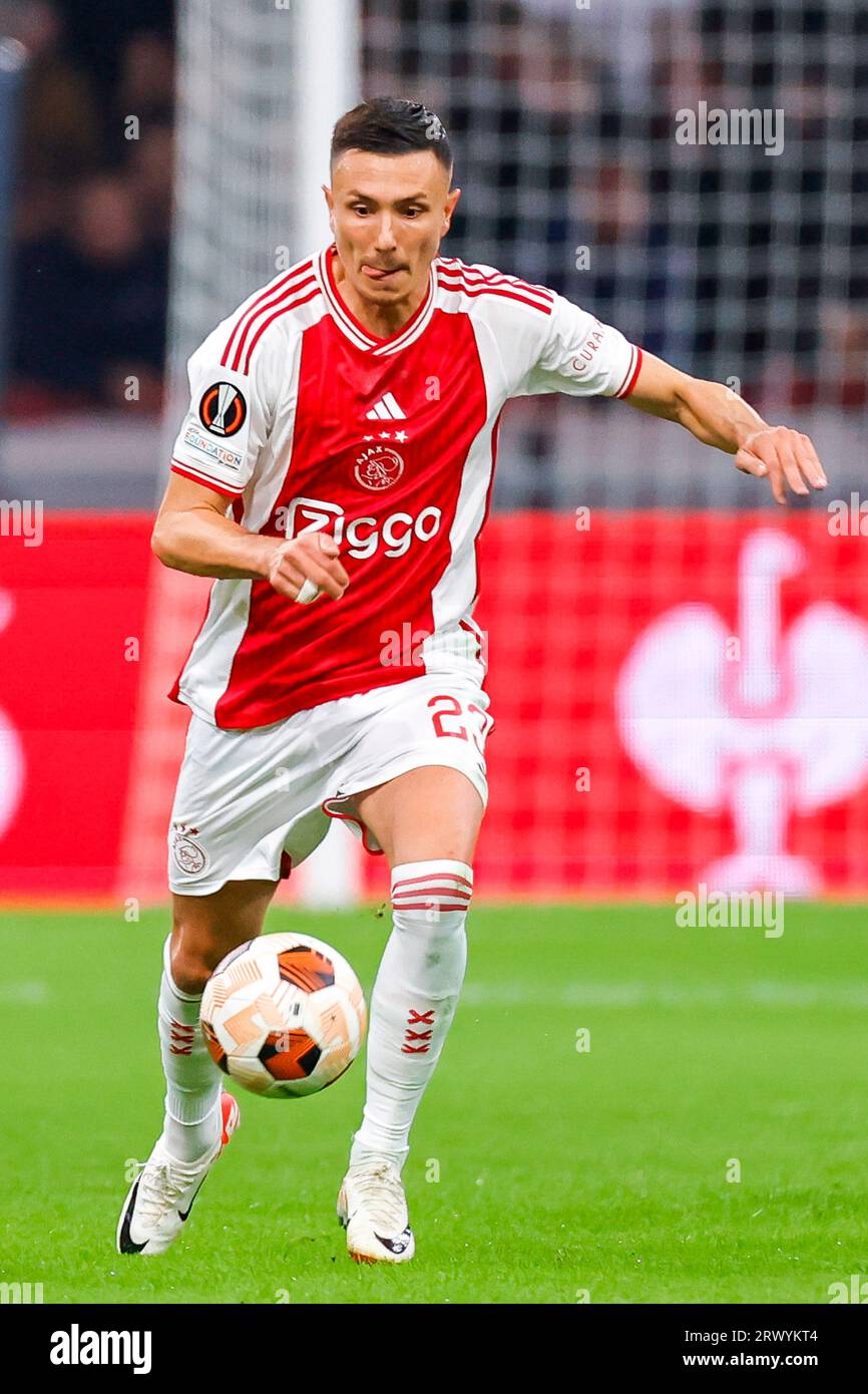 AMSTERDAM, NETHERLANDS - SEPTEMBER 21: Steven Berghuis (Ajax) during the UEFA Europa League 2023 ...