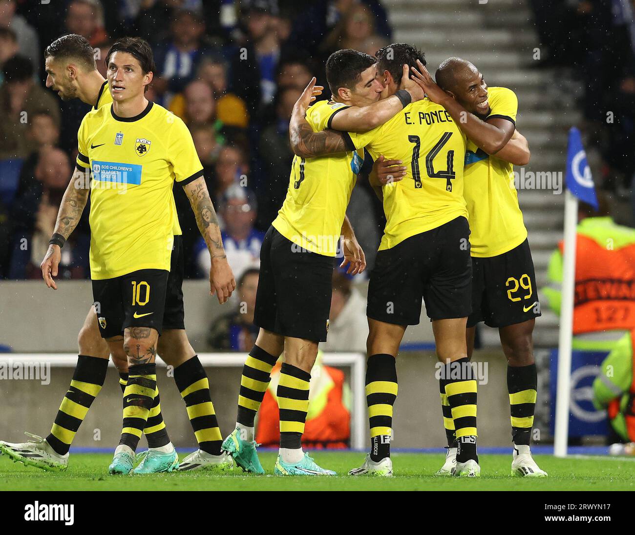 Ezequiel ponce of aek athens hi-res stock photography and images - Alamy