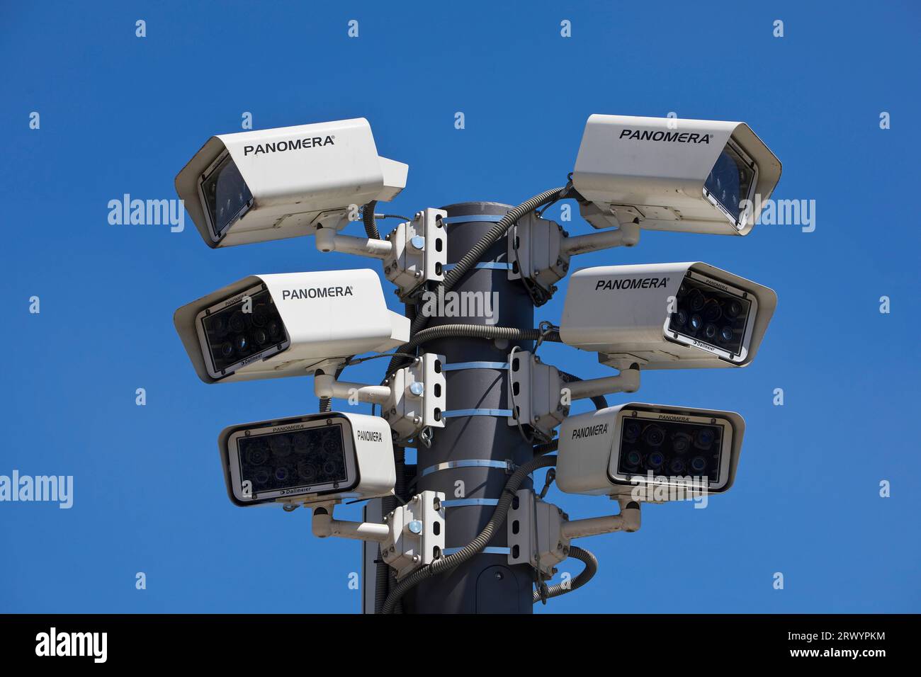 Security stations hi-res stock photography and images - Alamy