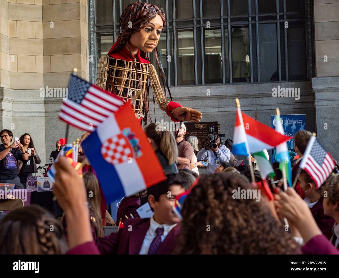 Pittsburgh, Pennsylvania, USA. 21st Sep, 2023. Little Amal, the 12 foot ...