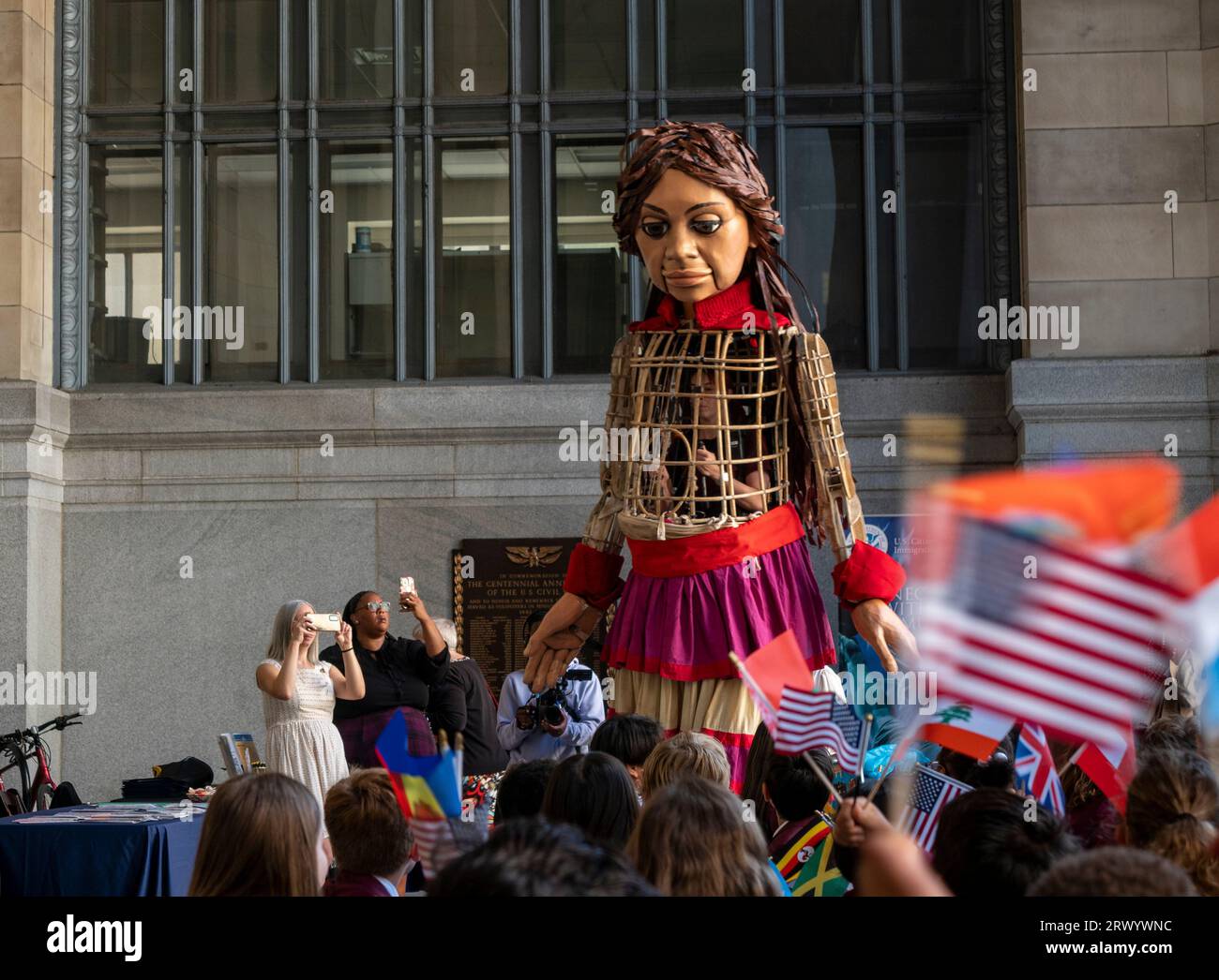 Pittsburgh, Pennsylvania, USA. 21st Sep, 2023. Little Amal, the 12 foot ...
