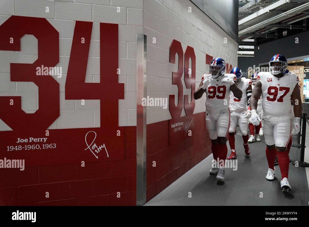 New York Giants defensive end Leonard Williams (99) and defensive ...