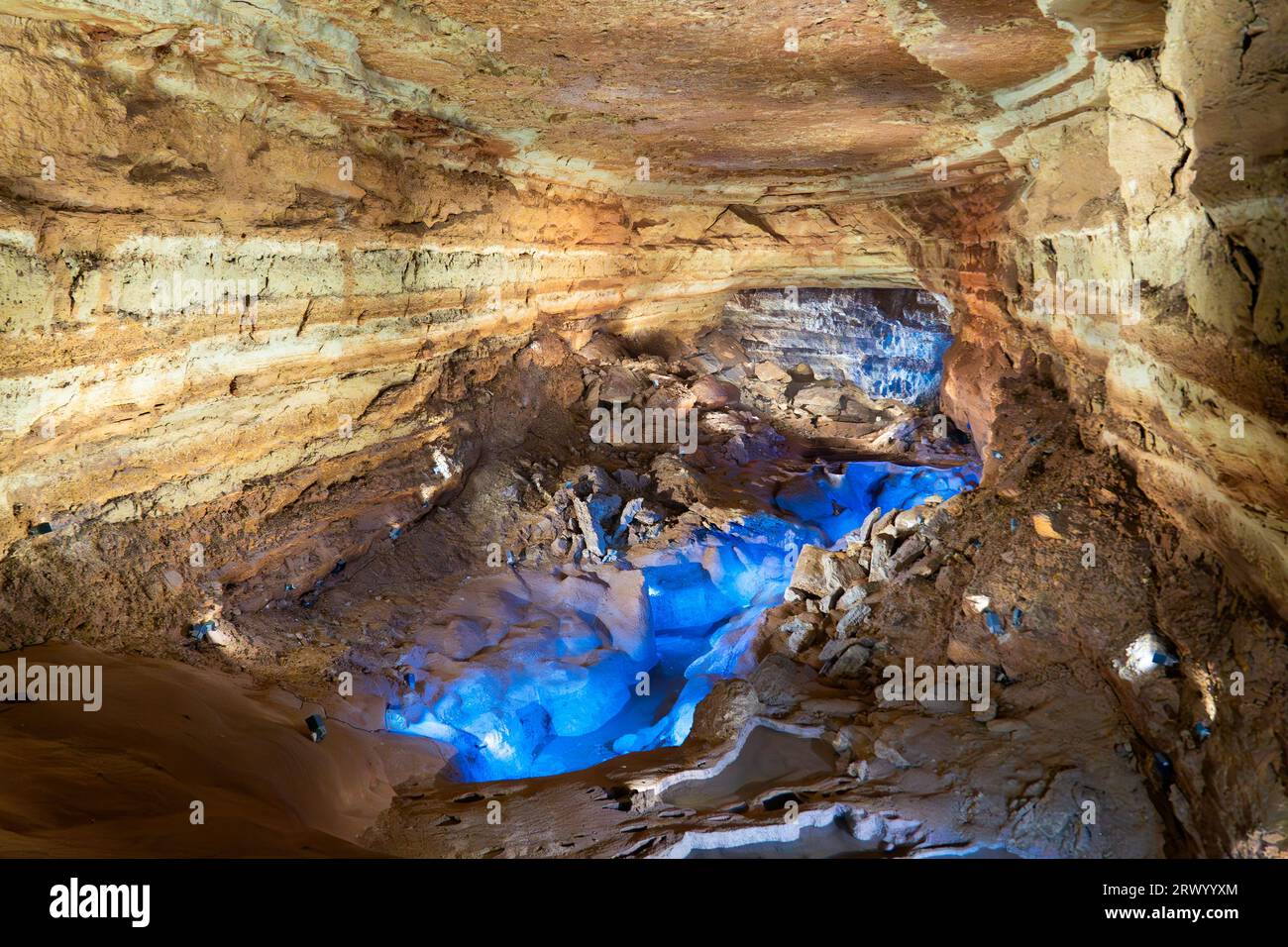 natural bridge caverns Stock Photo - Alamy
