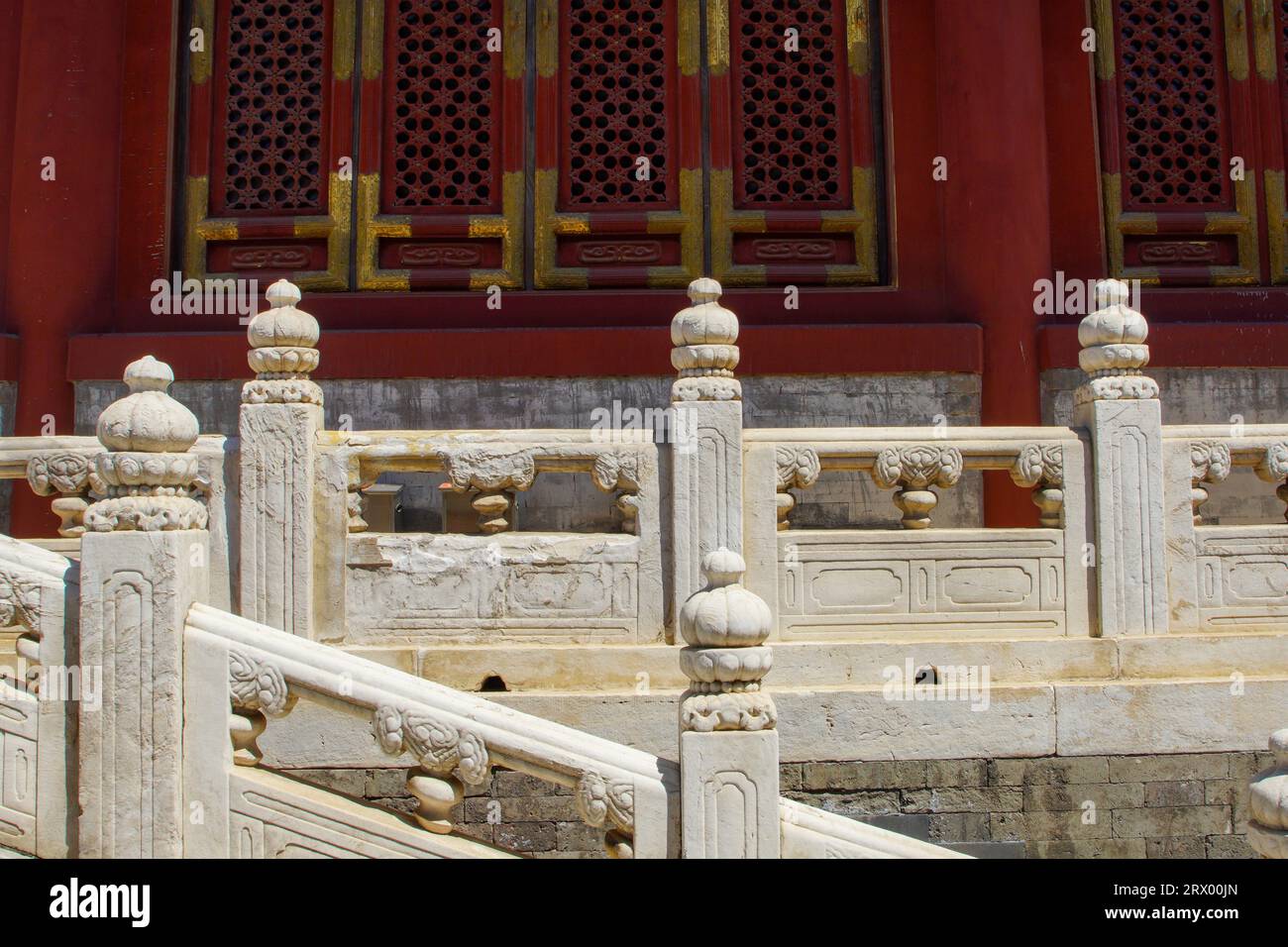 White Marble stone railing outside Dacheng Hall of Beijing Temple of ...