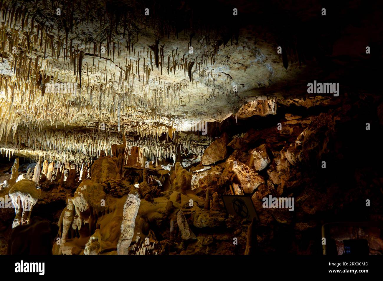 Natural bridge caverns hi-res stock photography and images - Alamy