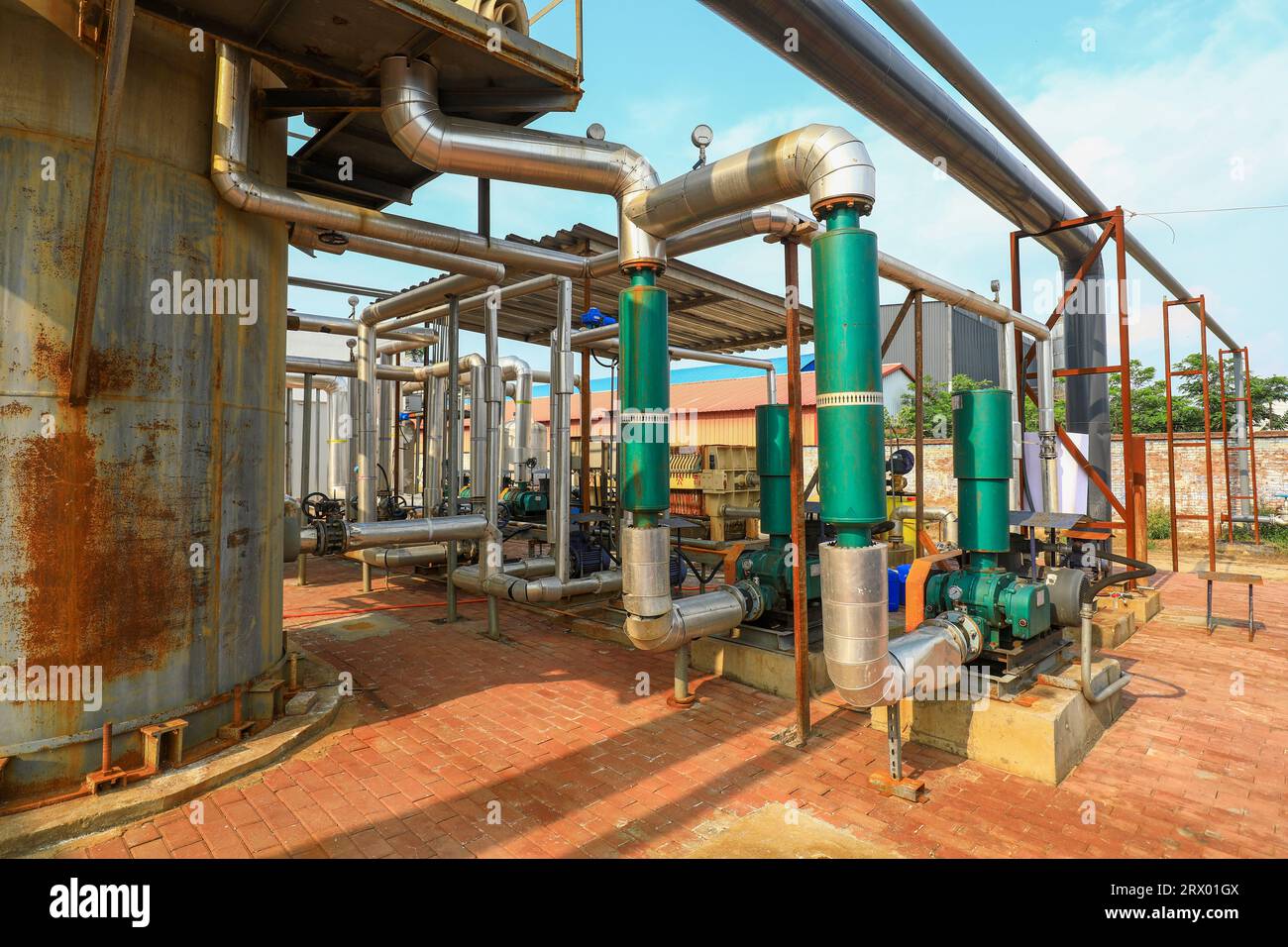 The mechanical equipment of the biogas power generation system is in ...