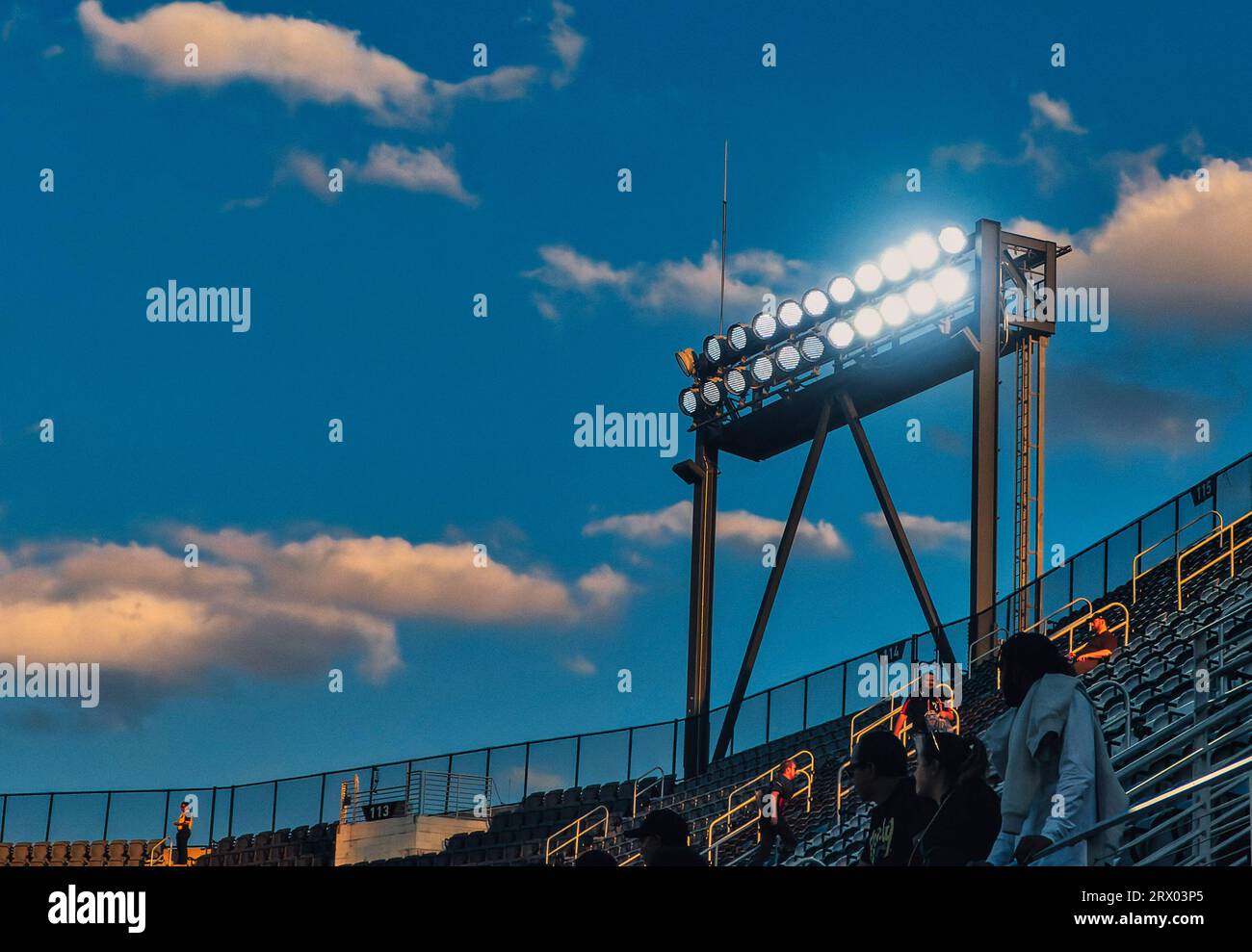Bank of lights stadium hi-res stock photography and images - Alamy