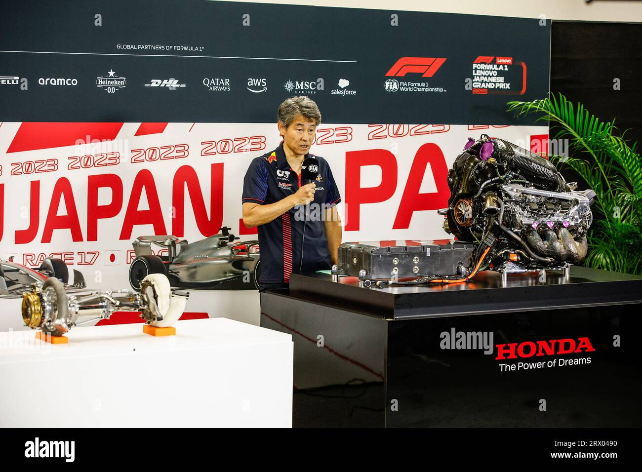 Honda f1 engine hi-res stock photography and images - Alamy