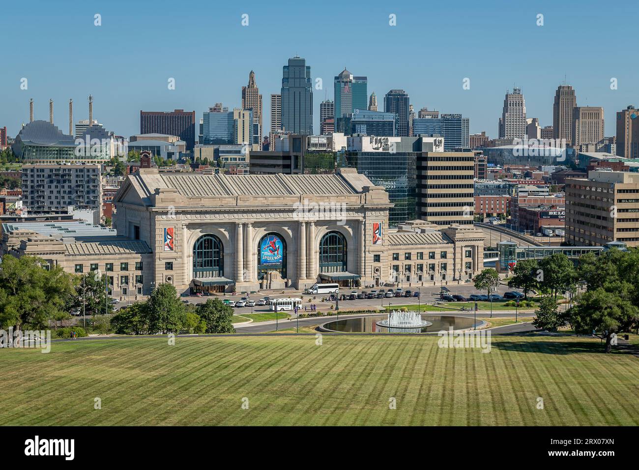 Kansas city missouri union station hi-res stock photography and images ...