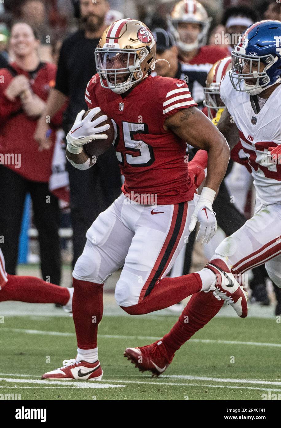 Elijah mitchell hi-res stock photography and images - Alamy