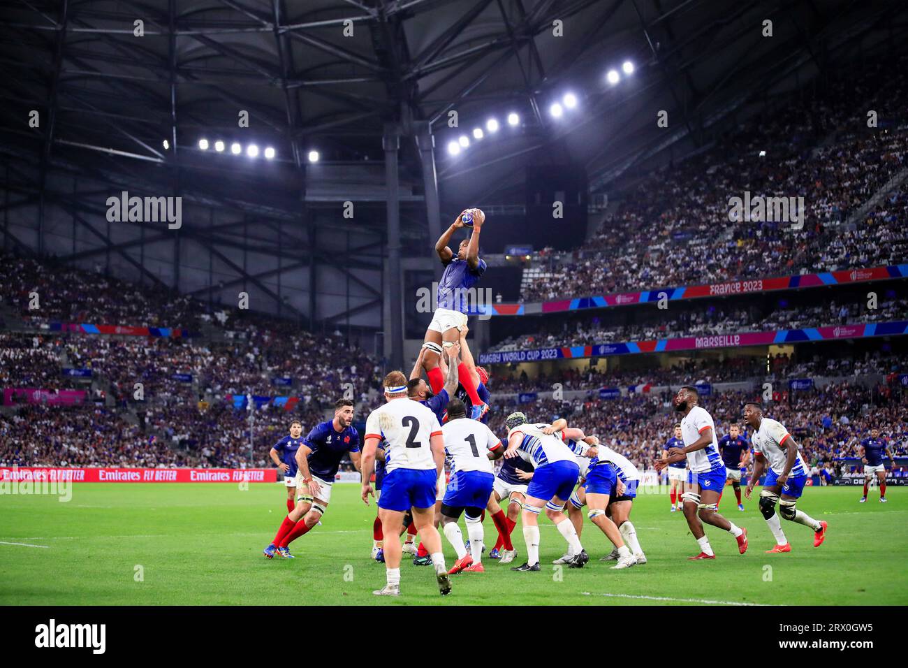 Lineout rugby world cup hi-res stock photography and images - Alamy