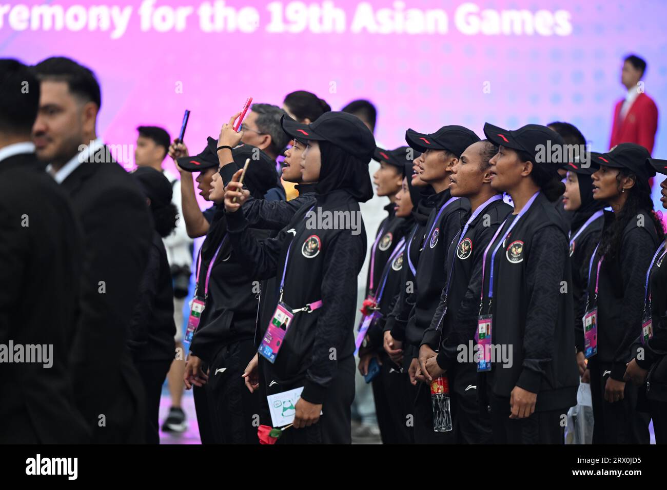 **CHINESE MAINLAND, HONG KONG, MACAU AND TAIWAN OUT** Team Welcome ...