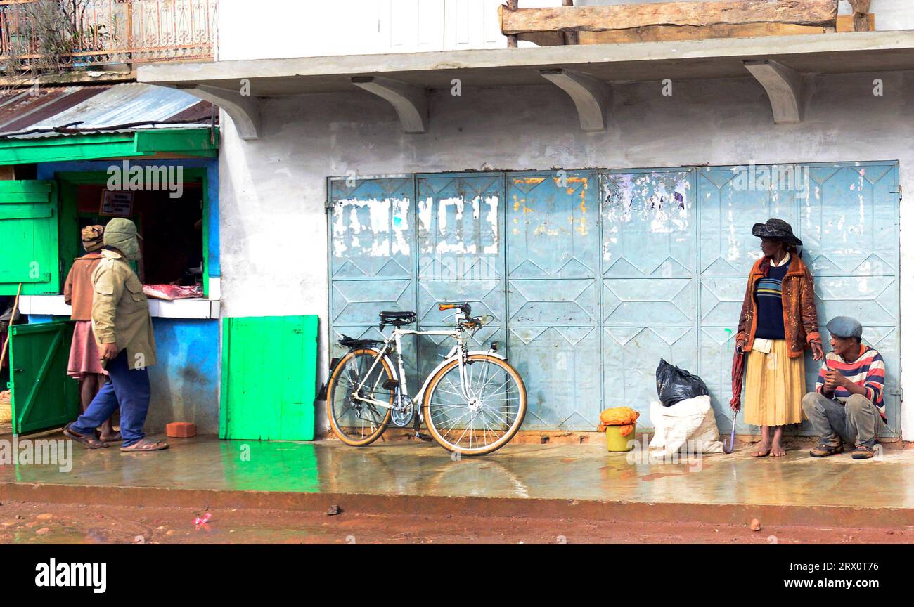 A colorful rural market in central Madagascar Stock Photo - Alamy