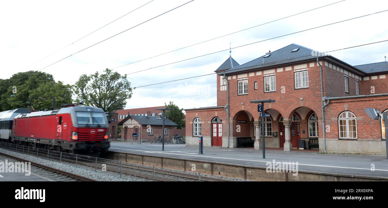 Humlebaek railway station ( Louisiana museum of modern art ) in Zealand ...