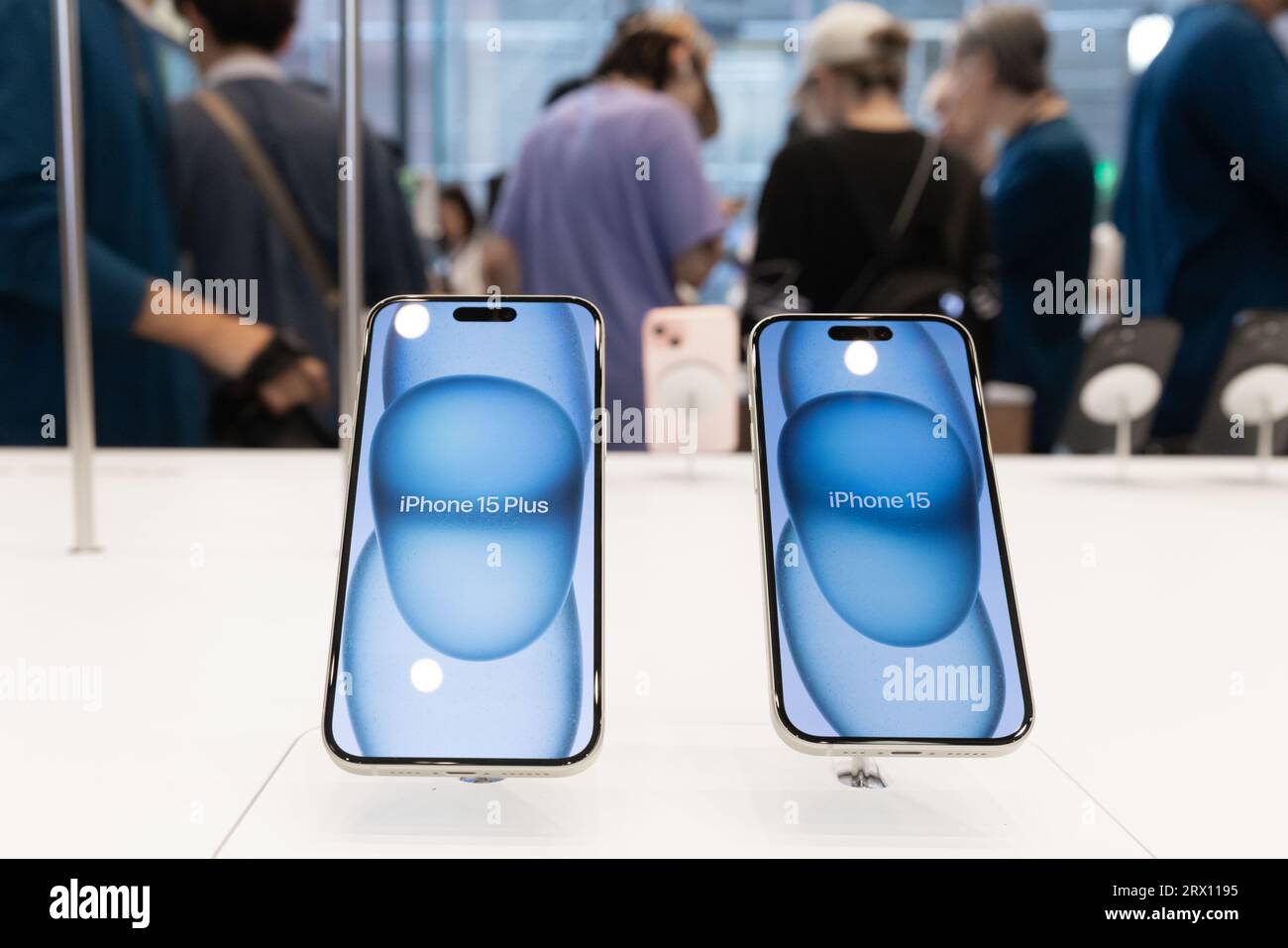 Tokyo, Japan. 22nd Sep, 2023. New Apple iPhone 15 line-up on display on ...