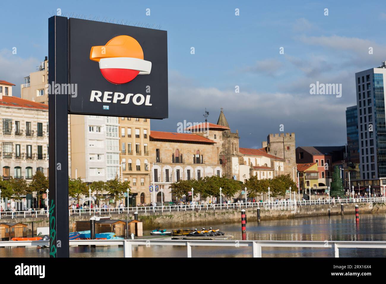 Repsol s a hi-res stock photography and images - Alamy