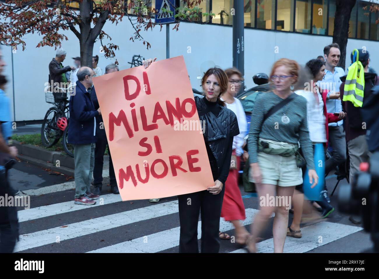 Cyclists and pedestrians block traffic in central Milan calling for ...