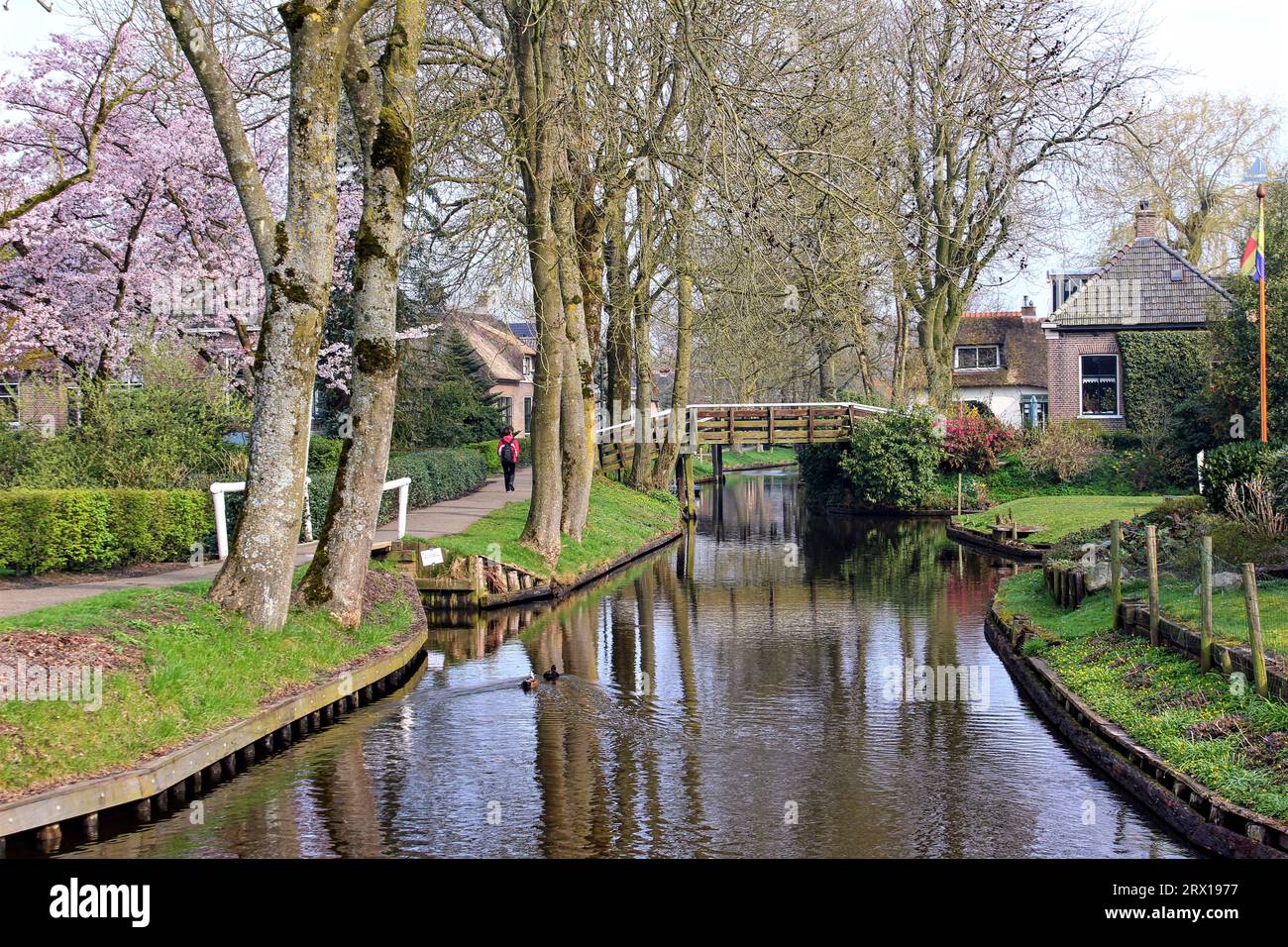 Giethoorn, Netherlands. Morning walk inside the romantic Dutch village ...