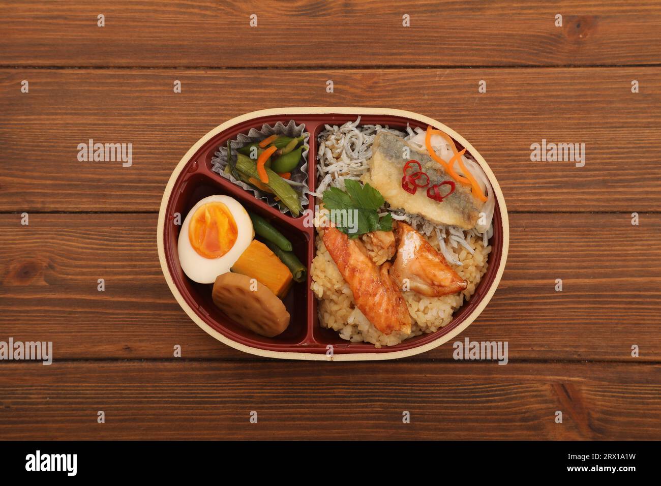 Style lunch hi-res stock photography and images - Alamy