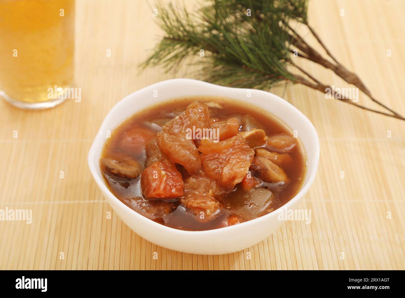 Stewed Beef Tendon Stock Photo - Alamy