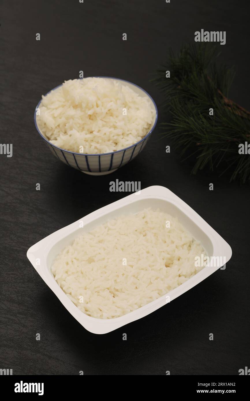 Retort cooked rice hi-res stock photography and images - Alamy