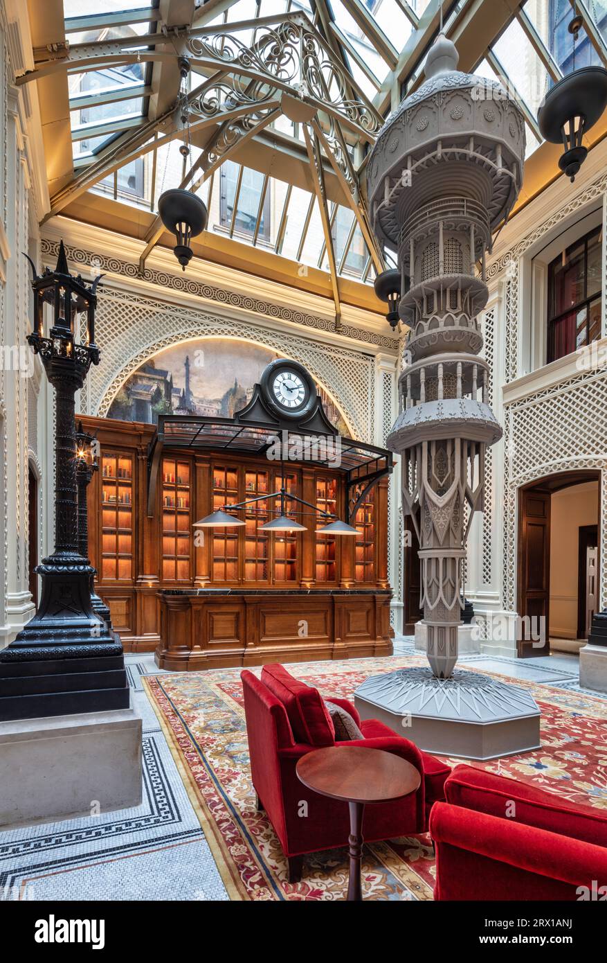 Opulent lobby hi-res stock photography and images - Alamy