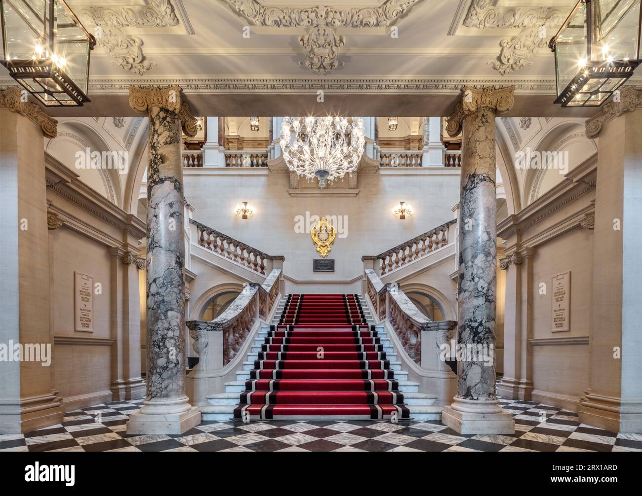 Grand staircase foyer hi-res stock photography and images - Alamy