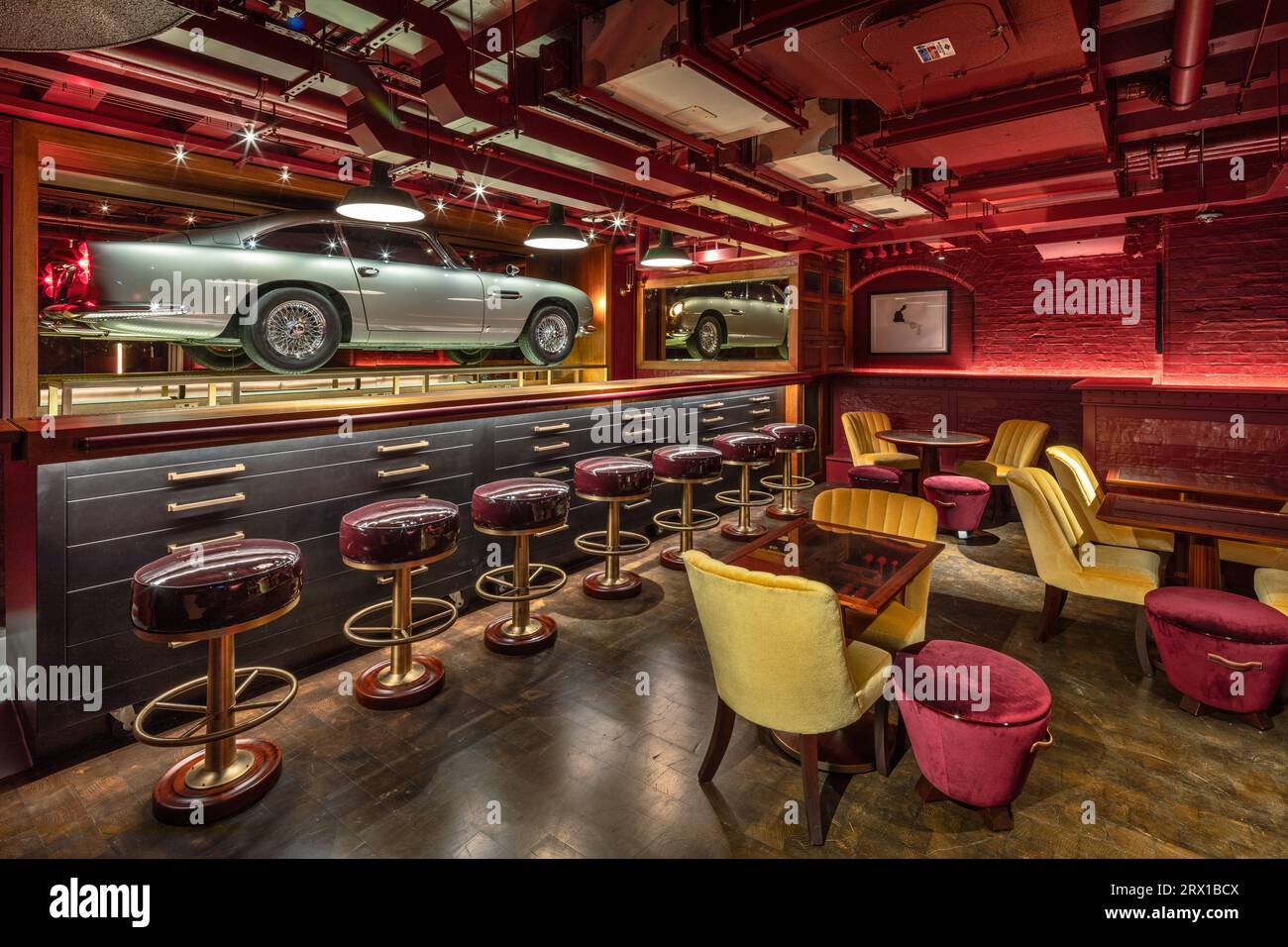 Old style heritage hi-res stock photography and images - Alamy