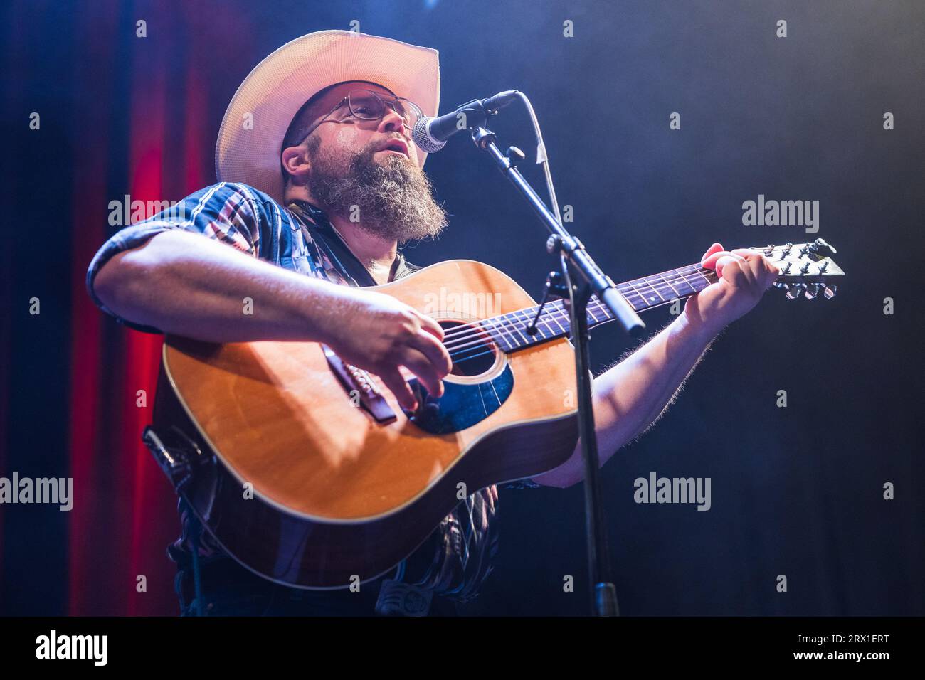 Ags connolly singer hi-res stock photography and images - Alamy