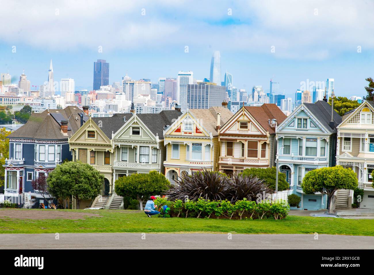USA San Francisco The Painted Ladys on Alamo Square Postcard Row with ...