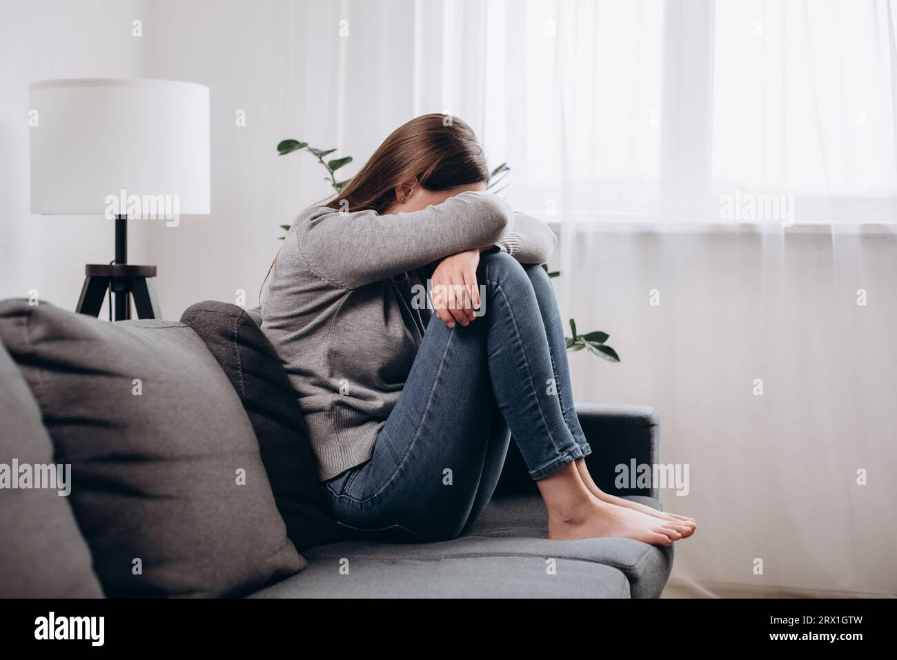 Feeling tense thinking hi-res stock photography and images - Alamy