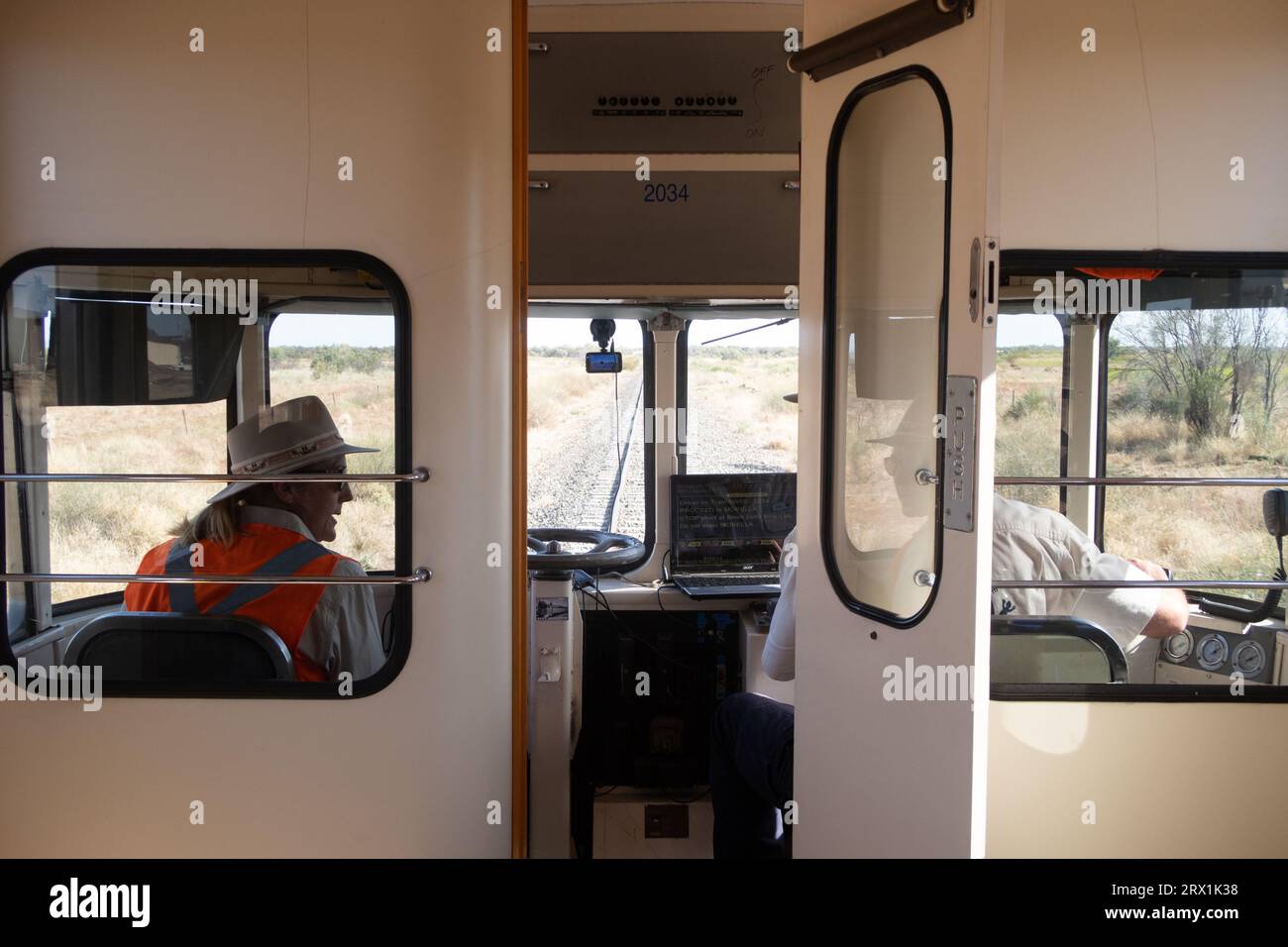 2000 class rail motor hi-res stock photography and images - Alamy