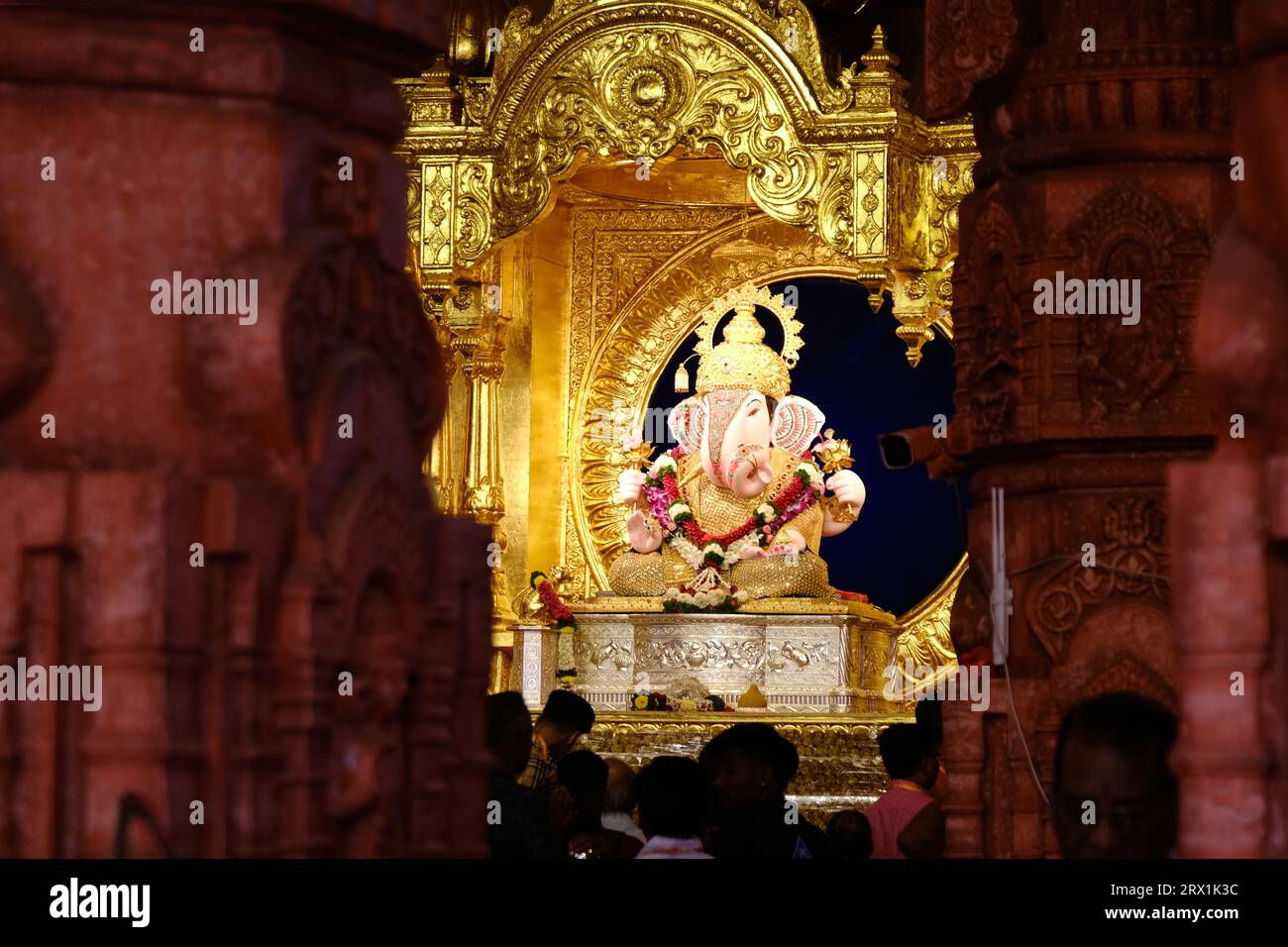 Dagdusheth ganpati pune hi-res stock photography and images - Alamy