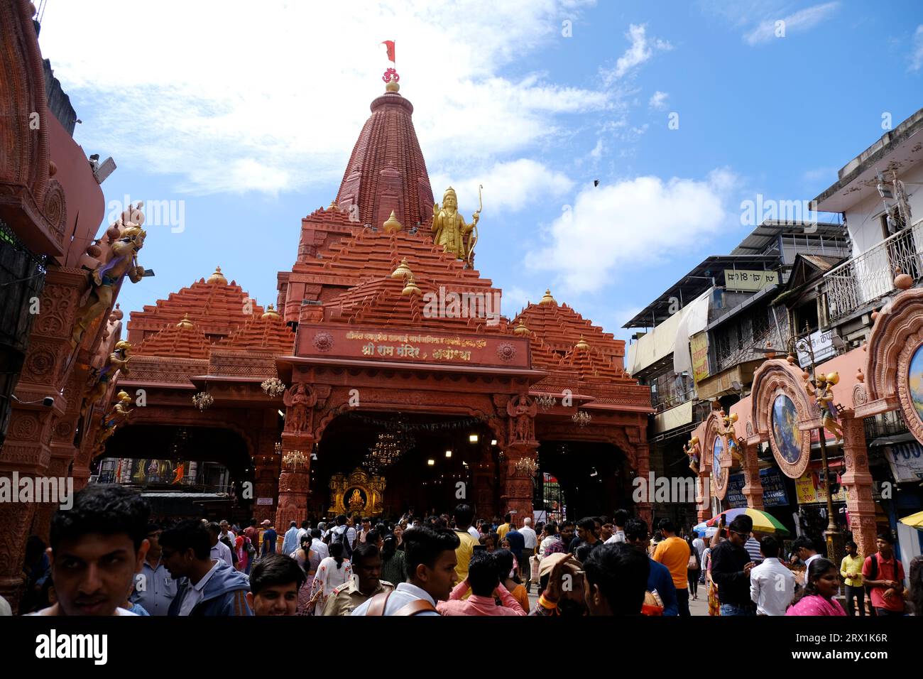 Dagdusheth ganpati pune hi-res stock photography and images - Alamy